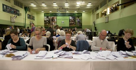 Ballot Counting Sports Centre Witney Prime Editorial Stock Photo ...