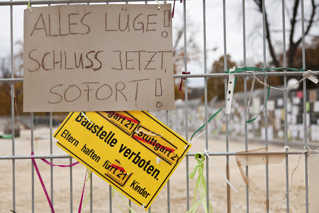 67 Construction site cordon Stock Pictures, Editorial Images and Stock ...