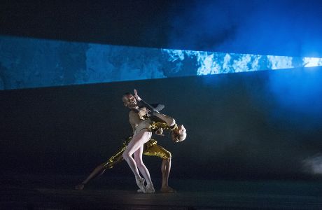 __COUNT__ 'Woolf Works' Ballet choreographed by Wayne McGregor ...