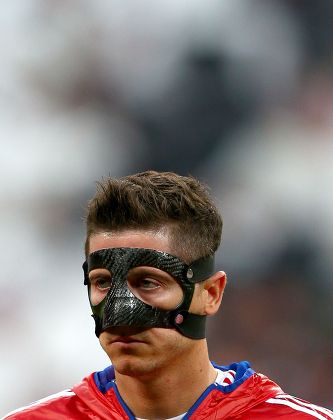 Robert Lewandowski Bayern Munich Wearing Protective Editorial Stock ...