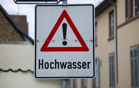 19 Flooding sign board Stock Pictures, Editorial Images and Stock ...