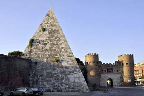 Cestius Pyramid Porta San Paolo Via Editorial Stock Photo - Stock Image ...