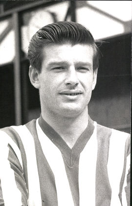 obituary - former england footballer stan anderson Stock Photos ...