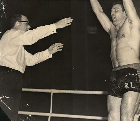 Heavyweight Boxing Match Brian London Right Editorial Stock Photo ...