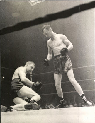 2,000 1950s boxers Stock Pictures, Editorial Images and Stock Photos ...