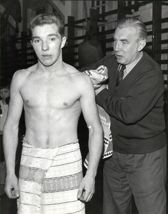 2,000 1950s boxers Stock Pictures, Editorial Images and Stock Photos ...