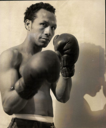 2,000 1950s boxers Stock Pictures, Editorial Images and Stock Photos ...