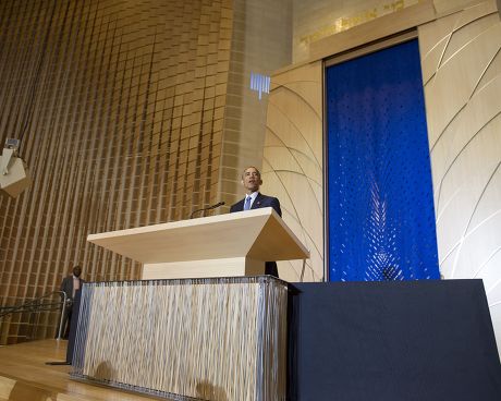 __COUNT__ President Barack Obama Visits Adas Israel Congregation in ...