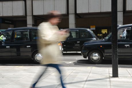 Pedestrians Pass Static Black Cabs Hundreds Editorial Stock Photo ...