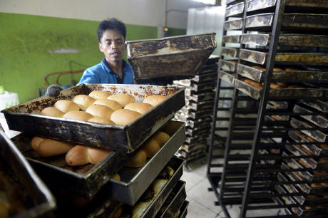 57 Bakery stall Stock Pictures, Editorial Images and Stock Photos ...