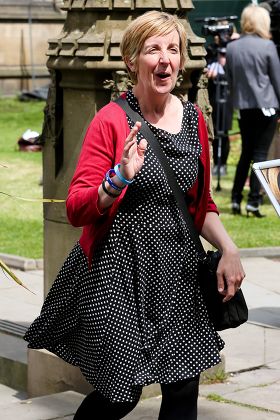2,000 Anne kirkbride Stock Pictures, Editorial Images and Stock Photos ...