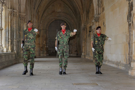 Three Portuguese Soldiers Guns Cloister Changing Editorial Stock Photo ...