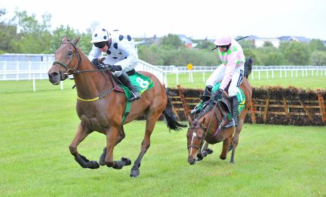 Horse Racing - 1 Jun 2015 Stock Pictures, Editorial Images and Stock ...