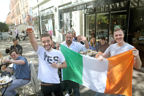 Historic Yes Vote Marriage Equality Referendum Editorial Stock Photo ...