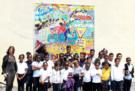 __COUNT__ Unveiling of 'A Tribute To Jesse Owens' mural at Warren Lane ...