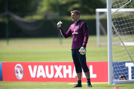 __COUNT__ 2016 UEFA European Championship Qualifying Group E England ...