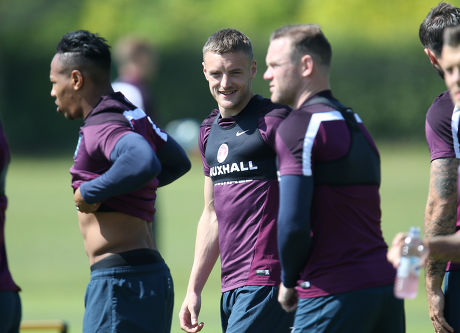 __COUNT__ 2016 UEFA European Championship Qualifying Group E England ...