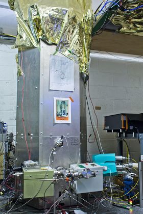 Optoelectronic System Cooling Manipulating Atoms Double Editorial Stock ...