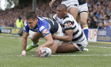 Leeds Joel Moon Thunders Over Line Editorial Stock Photo - Stock Image ...
