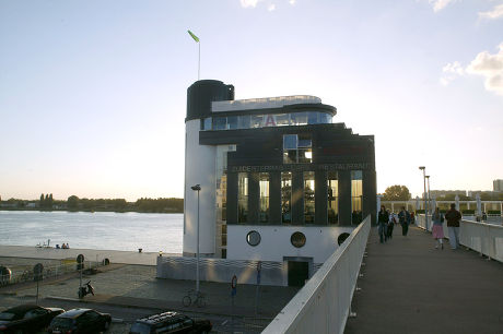 imágenes de ANTWERP, BELGIUM - 2004 - Imágenes de stock, imágenes ...