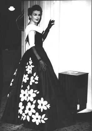 Miss Marion Stark Norman Hartnell Fashion Editorial Stock Photo - Stock ...