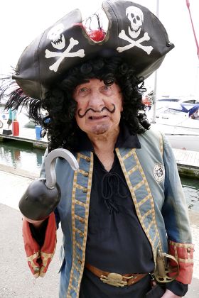Harry Paye Pirate Parade Through Old Editorial Stock Photo - Stock ...