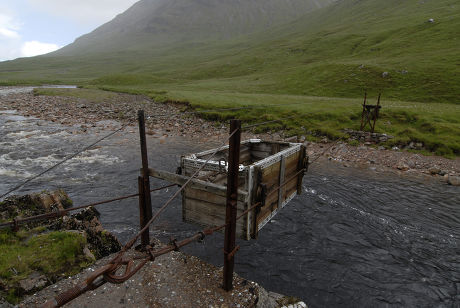 Adventurous Drawbridge Ropeway Hikers Crossing Etive Editorial Stock ...