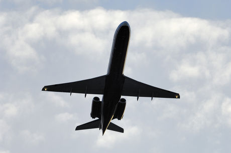 Passenger Plane Flying Directly Overhead Editorial Stock Photo - Stock ...