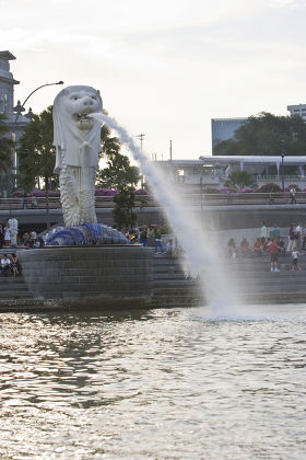 Merlion Statue Head Lion Body Fish Editorial Stock Photo - Stock Image ...