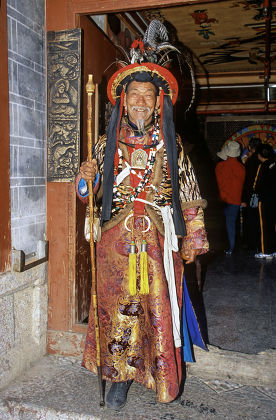 47 Chinese native dress Stock Pictures, Editorial Images and Stock ...
