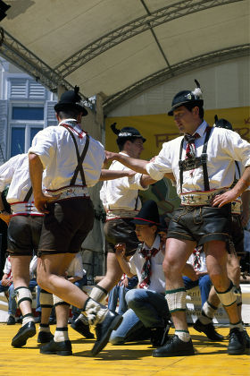 9 Austrian folk dance Stock Pictures, Editorial Images and Stock Photos ...