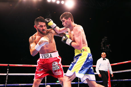 __COUNT__ imágenes de Boxing - WBC International Super Middleweight Title - Rocky Fielding v ...
