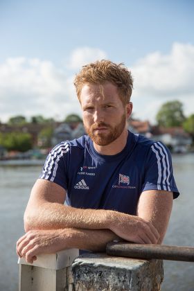 __COUNT__ imágenes de British Olympic rower Will Satch at Leander ...