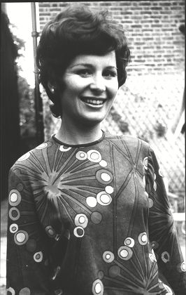 Model Susan Dexter Wife England Cricketer Editorial Stock Photo - Stock ...