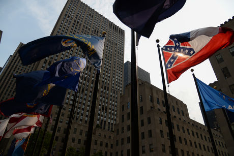 State Flag Mississippi Waves Over Rockefeller Editorial Stock Photo ...