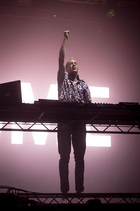 Fatboy Slim Djing King Tuts Wah Editorial Stock Photo - Stock Image ...