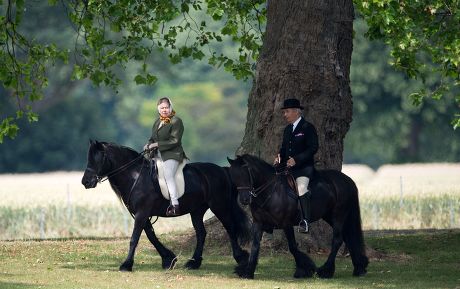 Queen Elizabeth Ii Accompanied By Her Editorial Stock Photo - Stock ...