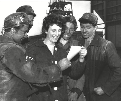 85 Dorothy hyman Stock Pictures, Editorial Images and Stock Photos ...