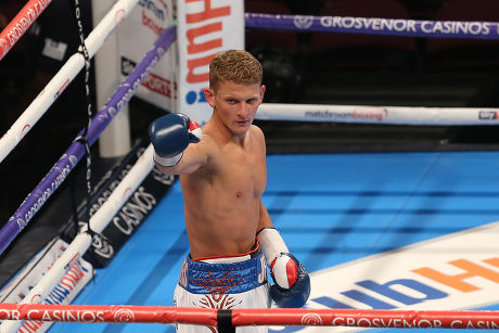 Jeff Saunders Celebrates After Defeating Istvan Editorial Stock Photo ...