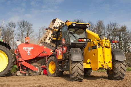 24 Telehandler Stock Pictures, Editorial Images and Stock Photos ...