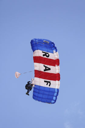 46 Royal air force parachute team Stock Pictures, Editorial Images and ...