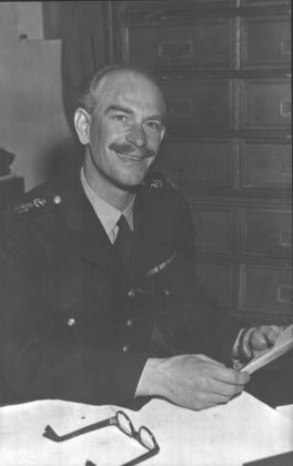 95 Stanley reed Stock Pictures, Editorial Images and Stock Photos ...