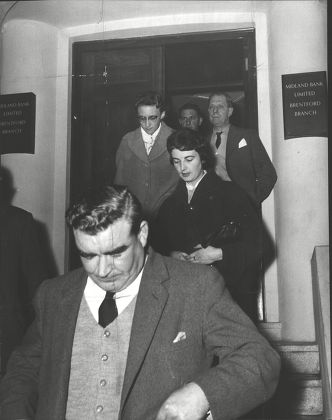 250 1950s banks Stock Pictures, Editorial Images and Stock Photos ...