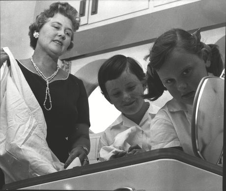 74 Mrs hoover Stock Pictures, Editorial Images and Stock Photos ...