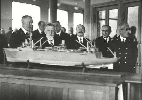 13 Young naval officers Stock Pictures, Editorial Images and Stock ...