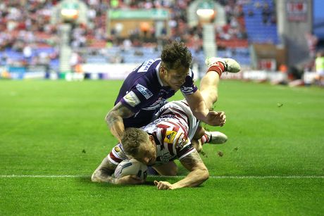 Dominic Manfredi Wigan Warriors Scores Try Editorial Stock Photo ...