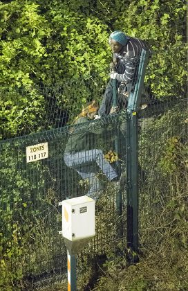 Migrants Scaling Fences Walking Down Railway Editorial Stock Photo ...