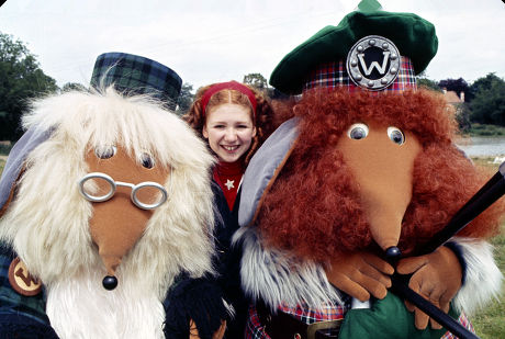 'Wombling Free' Film. - 1977 : __COUNT__ images éditoriales et photos ...