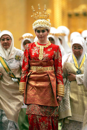 Princess Dayangku Sarah Binti Pengiran Salleh Editorial Stock Photo ...