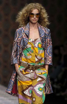 Model Modelling On Catwalk Editorial Stock Photo - Stock Image ...